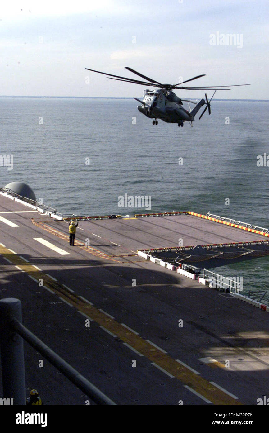A CH-53 Helicopter from HMM-266 comes in for a landing on the flight ...