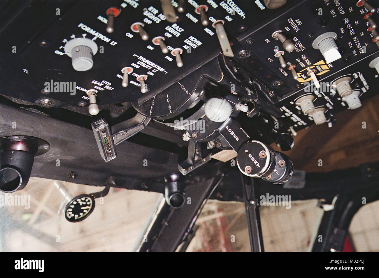 HH60H at HCS-4 Red Wolfs, Norfolk-Nov 2000. Photo by Matthew J. Thomas ...