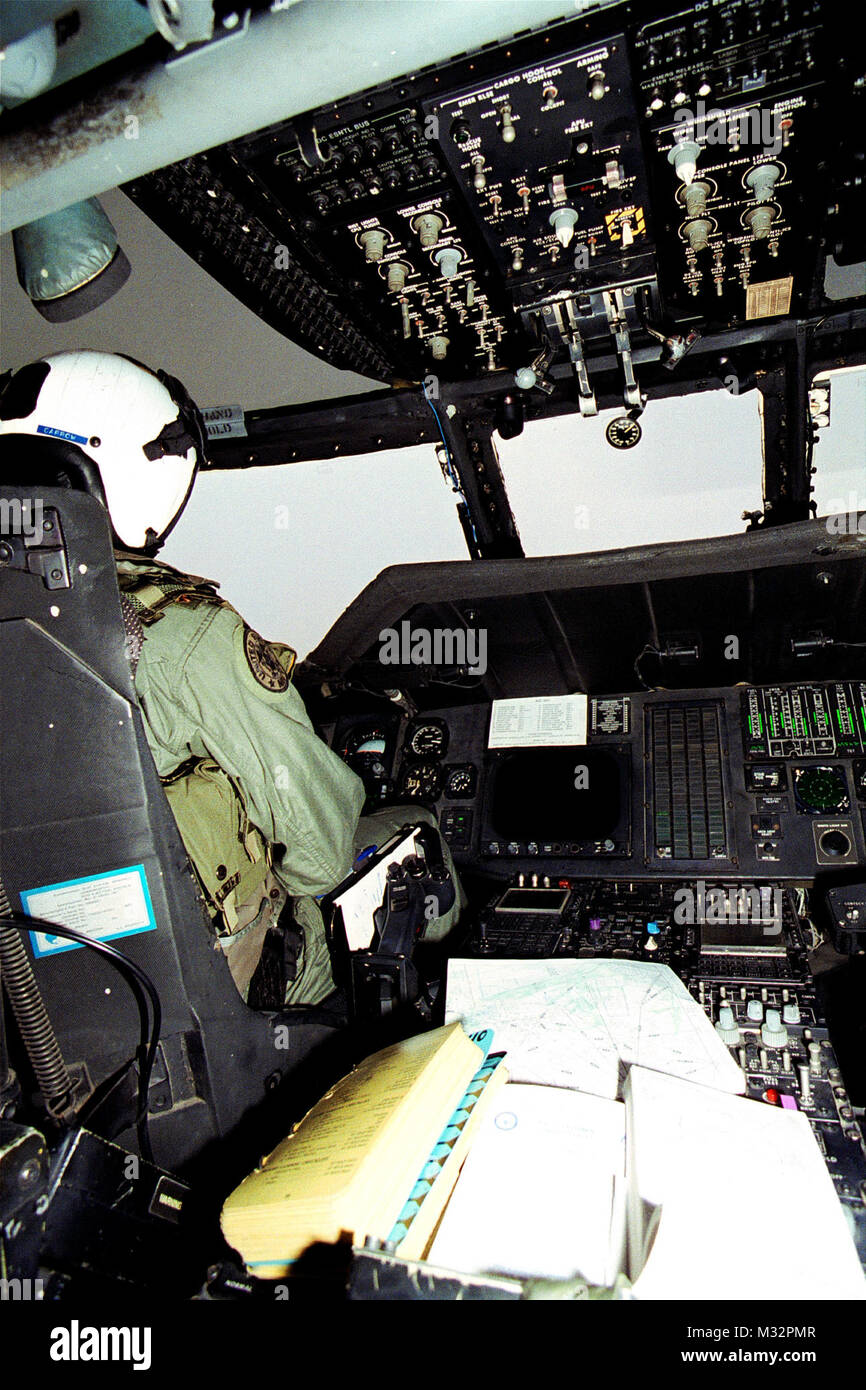 Flight with HCS-4 12/2001 ***ATTN Graphics Designers**** Beware of some ...