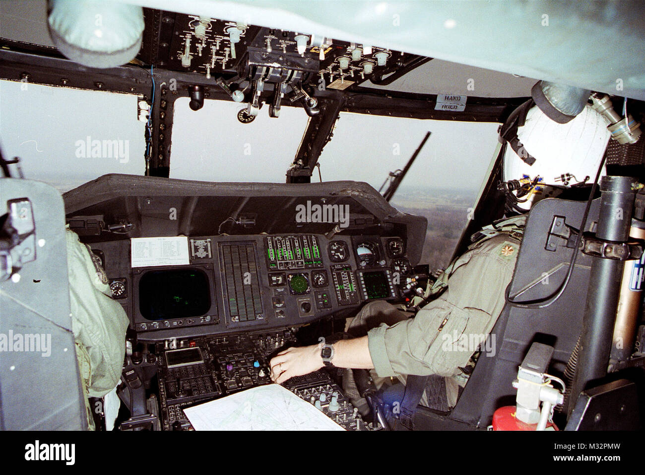 Flight with HCS-4 12/2001 ***ATTN Graphics Designers**** Beware of some ...