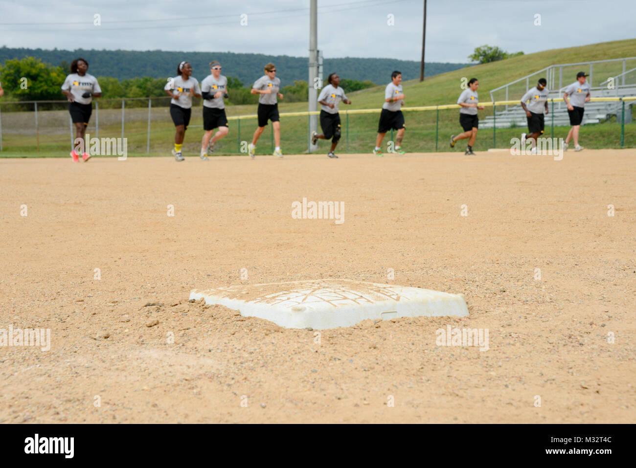 All Army Softball High Resolution Stock Photography and Images - Alamy