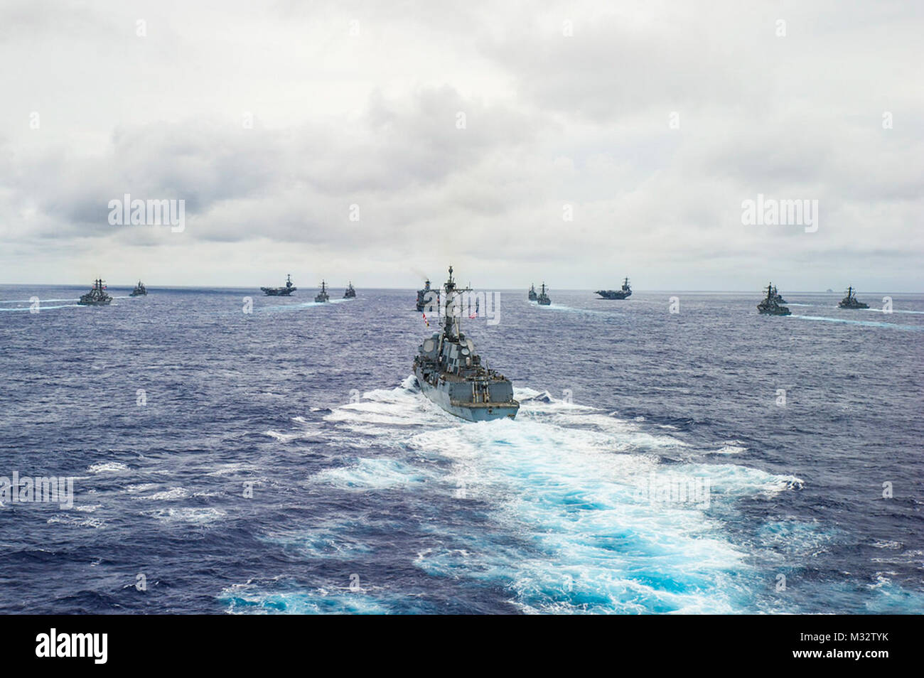 George Washington and Carl Vinson Carrier Strike Groups Steam in the ...