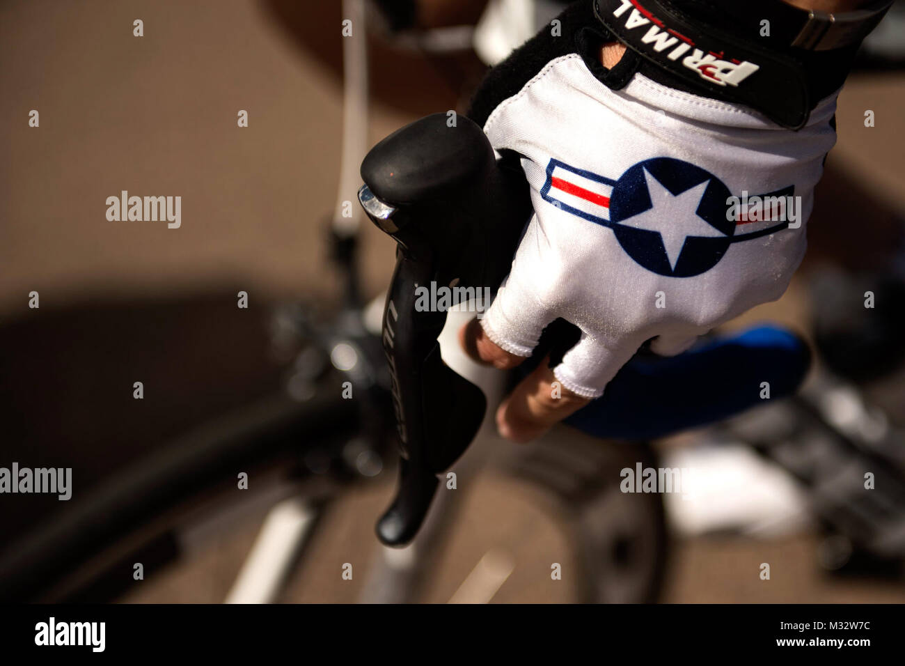Open grips hi-res stock photography and images - Alamy