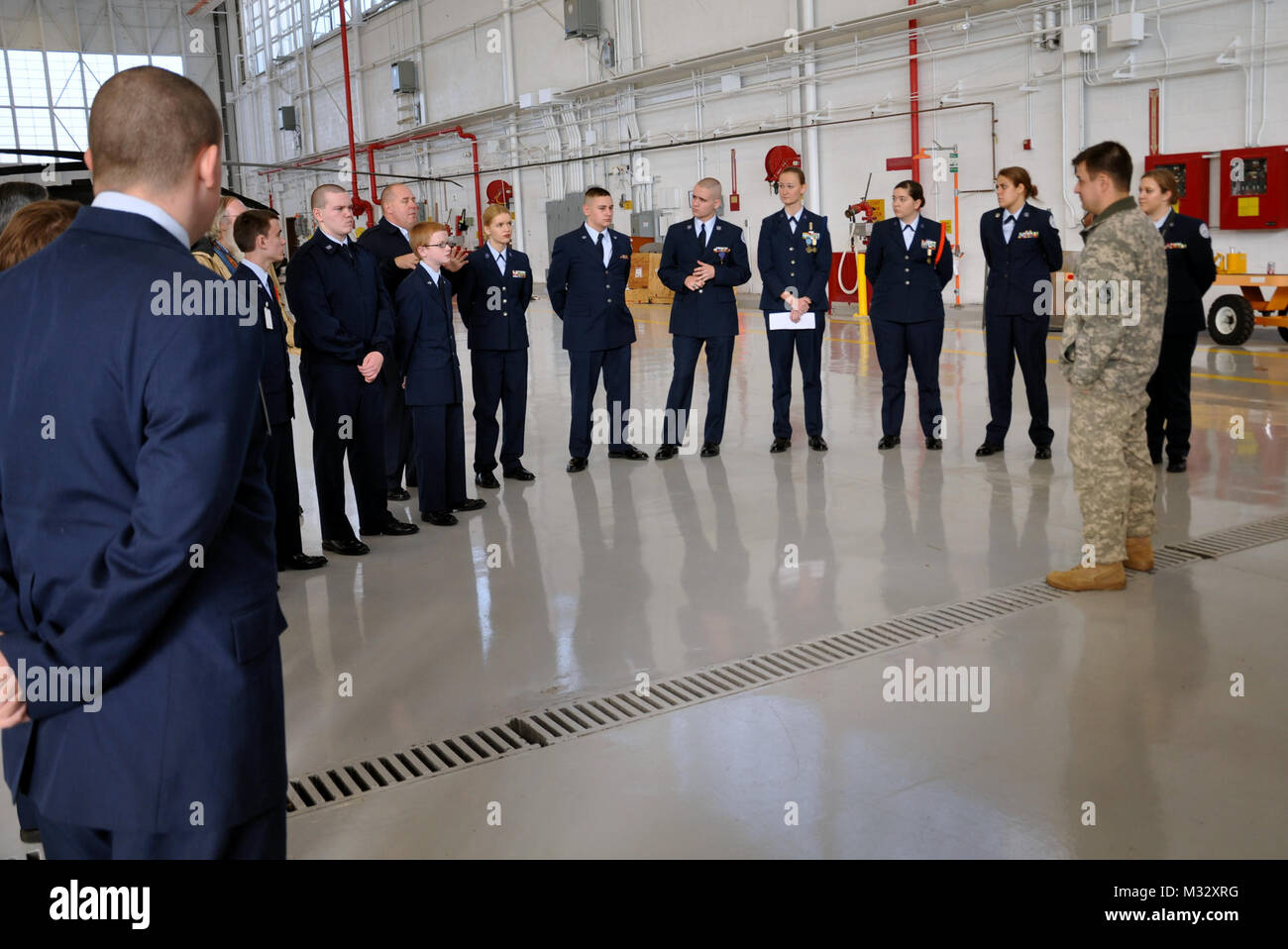Iraq Veteran Briefs ROTC Cadets by Georgia National Guard Stock Photo ...