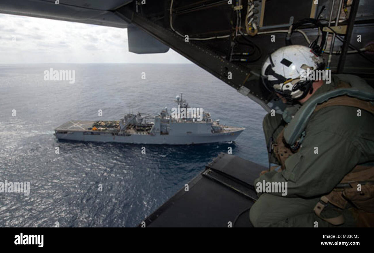 USS Ashland is Conducting Joint Force Operations in the U.S. 7th Fleet ...