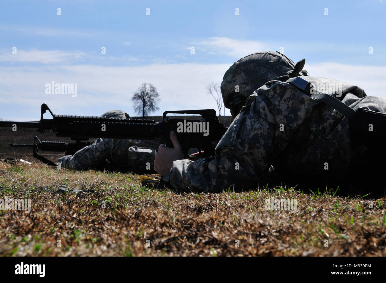 Soldiers and airmen participate in the Sergeants’ Major Matches on ...