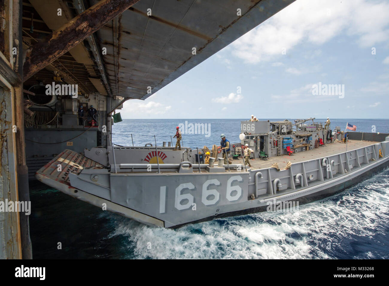 Landing Craft Utility (LCU) 1666 by #PACOM Stock Photo - Alamy