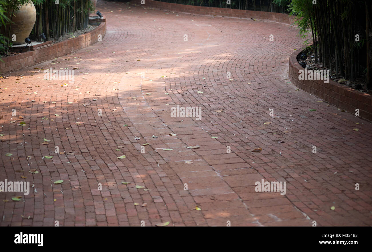 Pavement pathway in a garden Stock Photo - Alamy