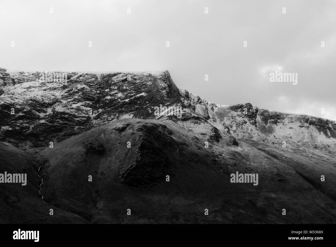 Sharp edge hi-res stock photography and images - Alamy