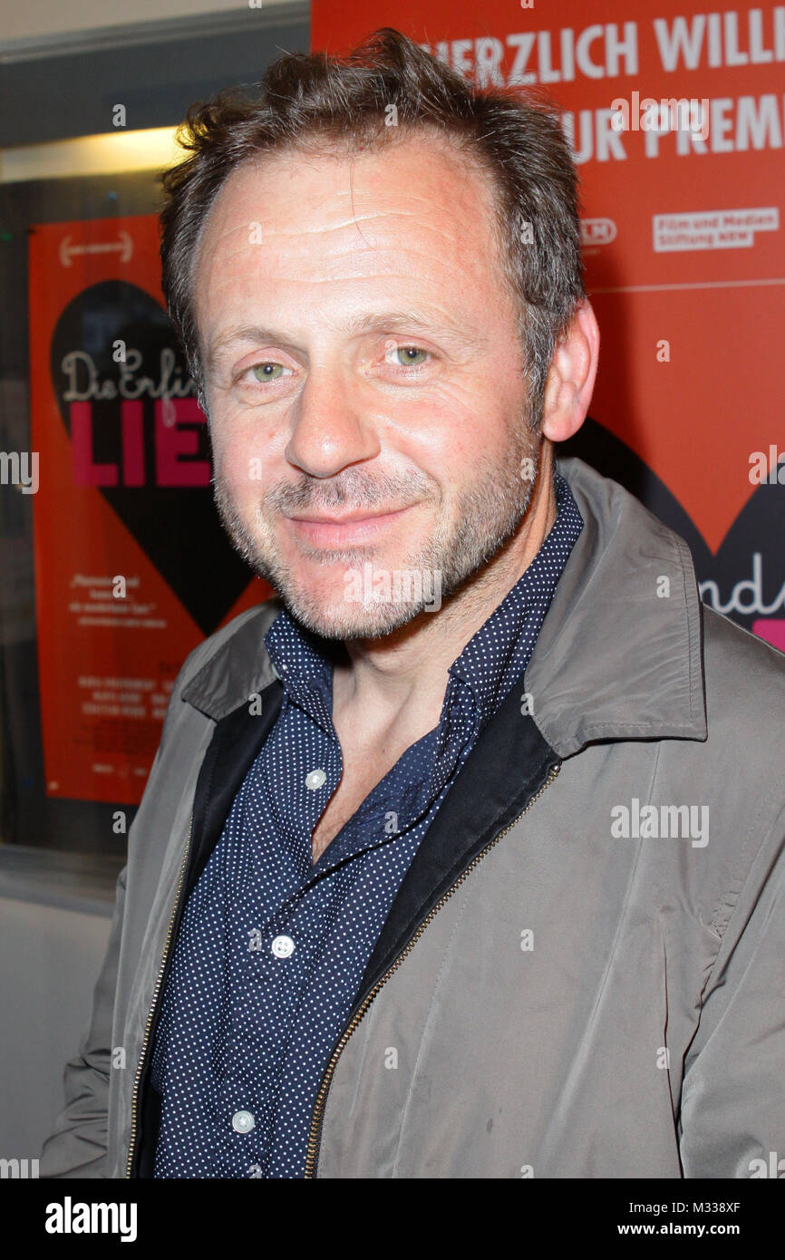 Finzi hi-res stock photography and images - Alamy