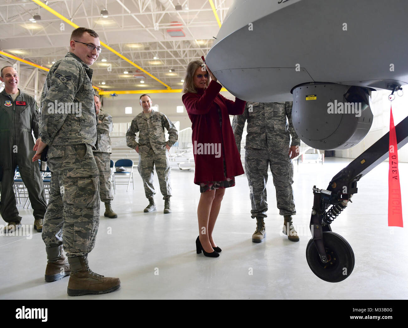 432d wing hi-res stock photography and images - Alamy