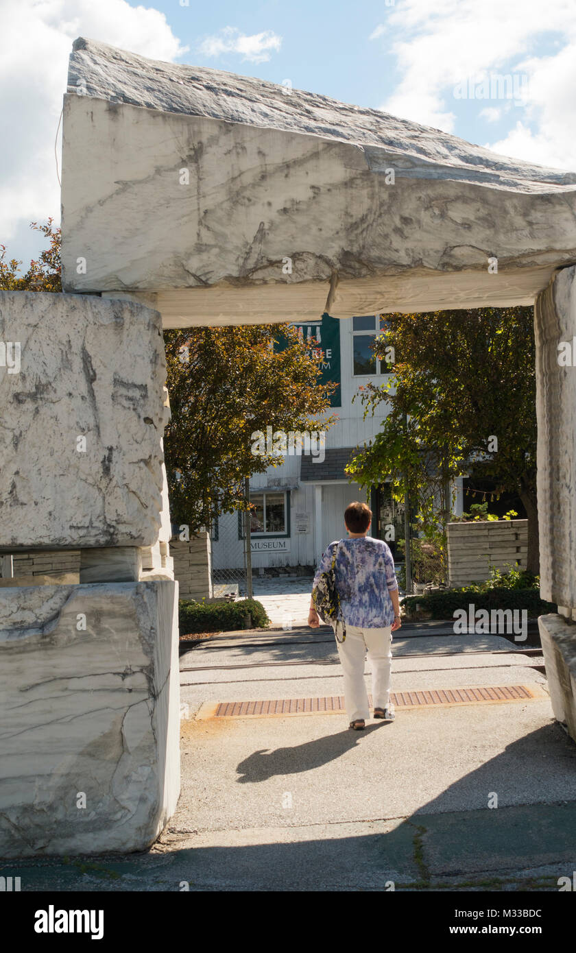 The museum of the stone age stone hi-res stock photography and images ...