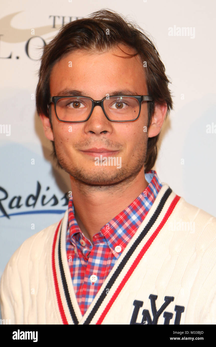 Dennis grote hi-res stock photography and images - Alamy