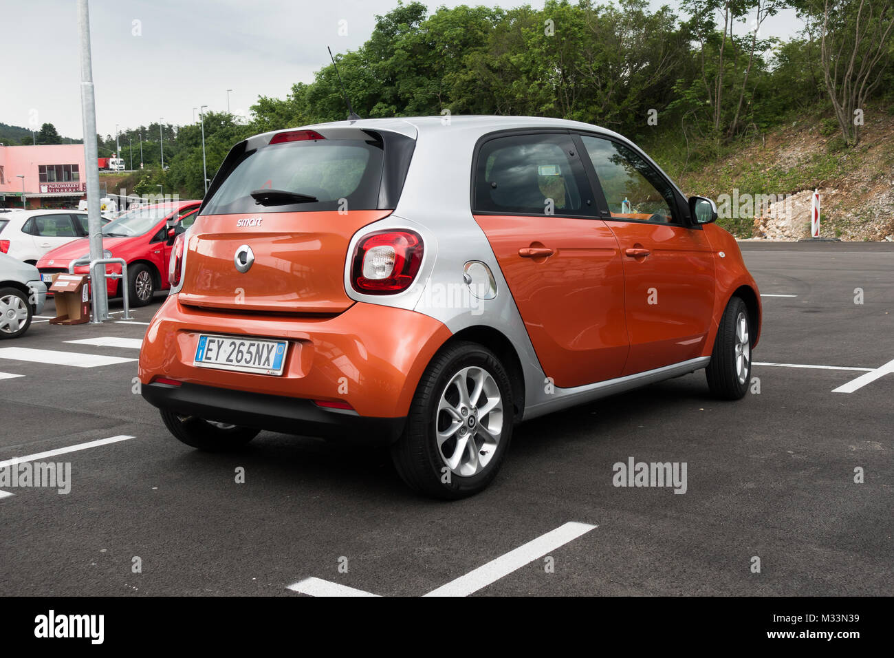 Smart forfour brabus hi-res stock photography and images - Alamy