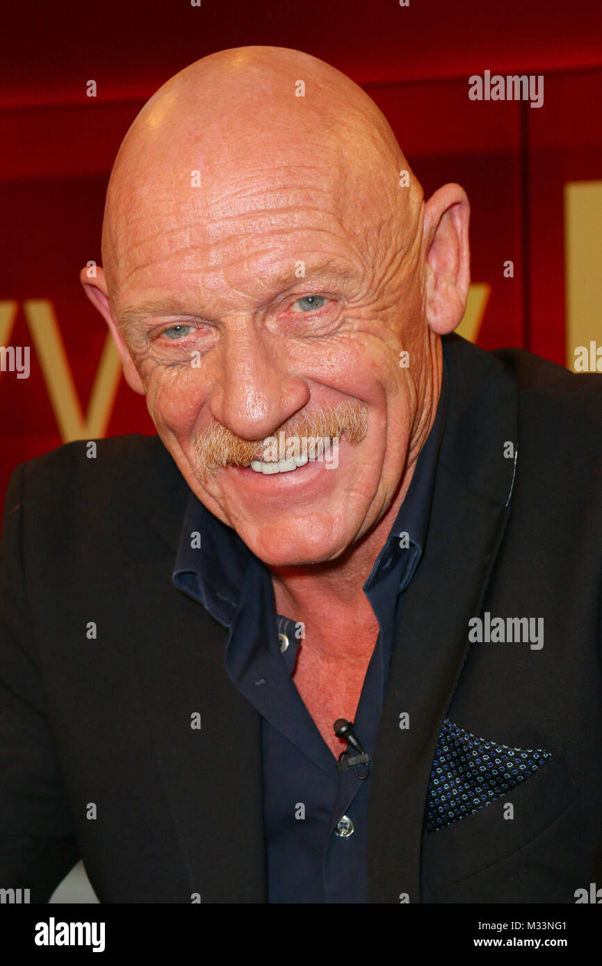 Joe bausch hi-res stock photography and images - Alamy