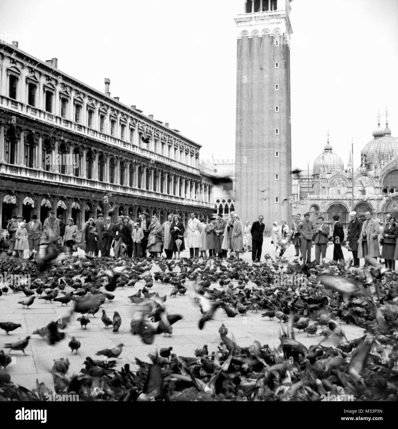 Italy 1948 hi-res stock photography and images - Alamy