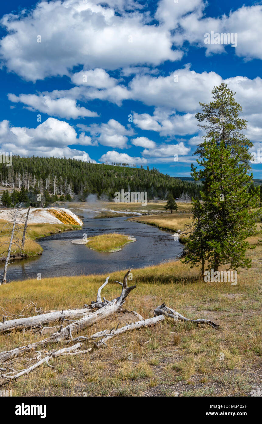 Yellowstone river basin hi-res stock photography and images - Alamy