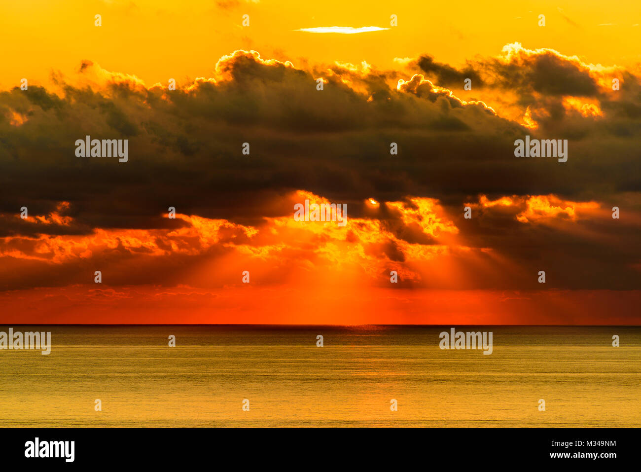 Soft sun rays reflection hi-res stock photography and images - Alamy