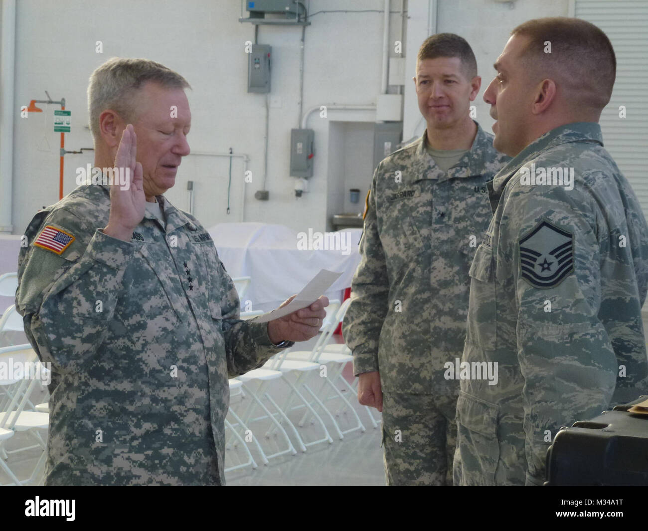 Gen. Grass Administers Oath of Reenlistment by Georgia National Guard ...