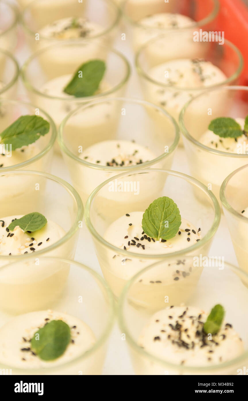 Little canapes hi-res stock photography and images - Alamy