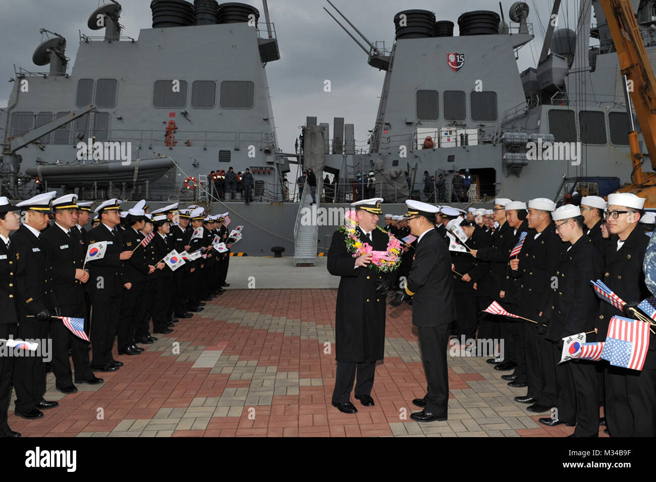 150129-N-ZZ999-008 BUSAN, Republic of Korea (Jan. 29, 2015) Cmdr. Chase ...
