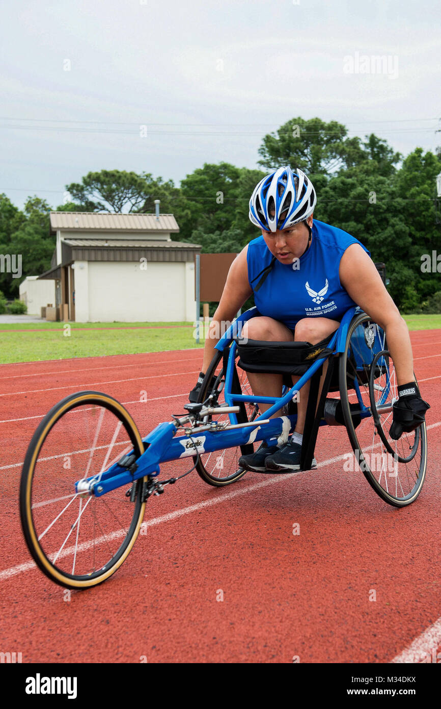 Mary McGriff, an Air Force wounded warrior athlete, races down the ...
