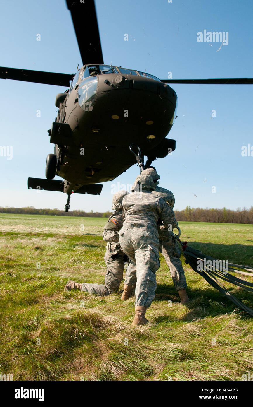 700th brigade support battalion hi-res stock photography and images - Alamy