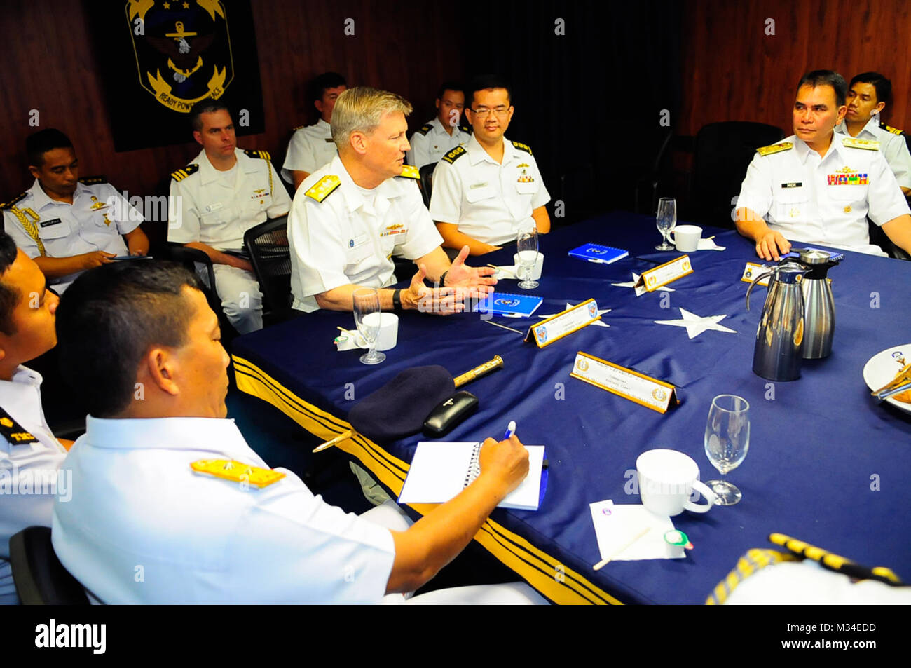 150506-N-GR655-092 CHANGI NAVAL BASE, Singapore (May 6, 2015) U.S. Navy ...