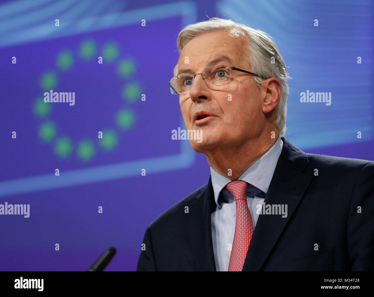 Negotiations negotiator hi-res stock photography and images - Alamy