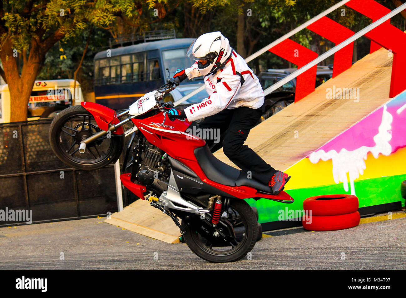 Indian Apache Bike Stunts