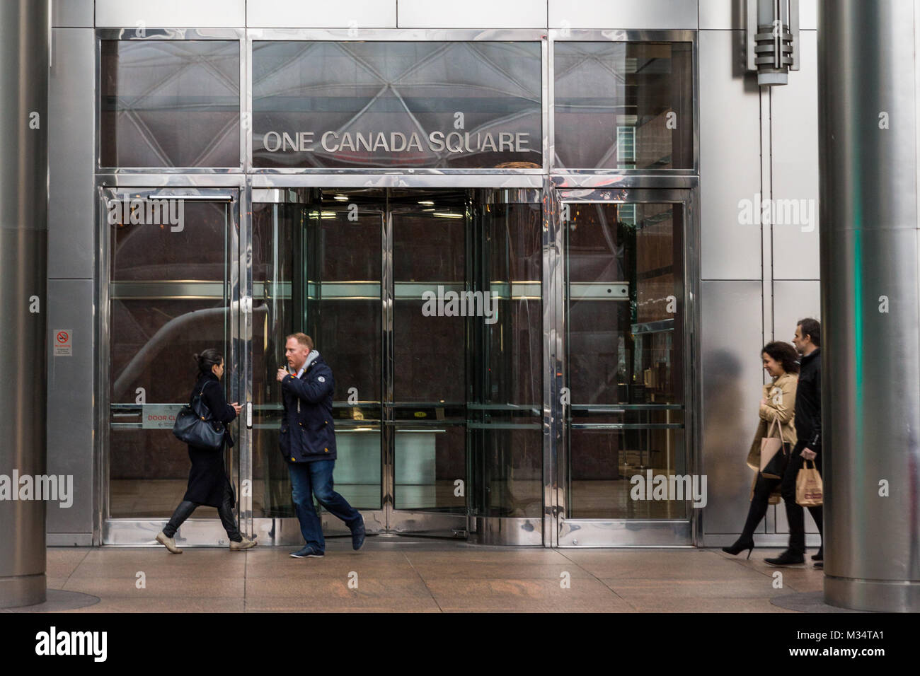 Trinity mirror building hi-res stock photography and images - Alamy
