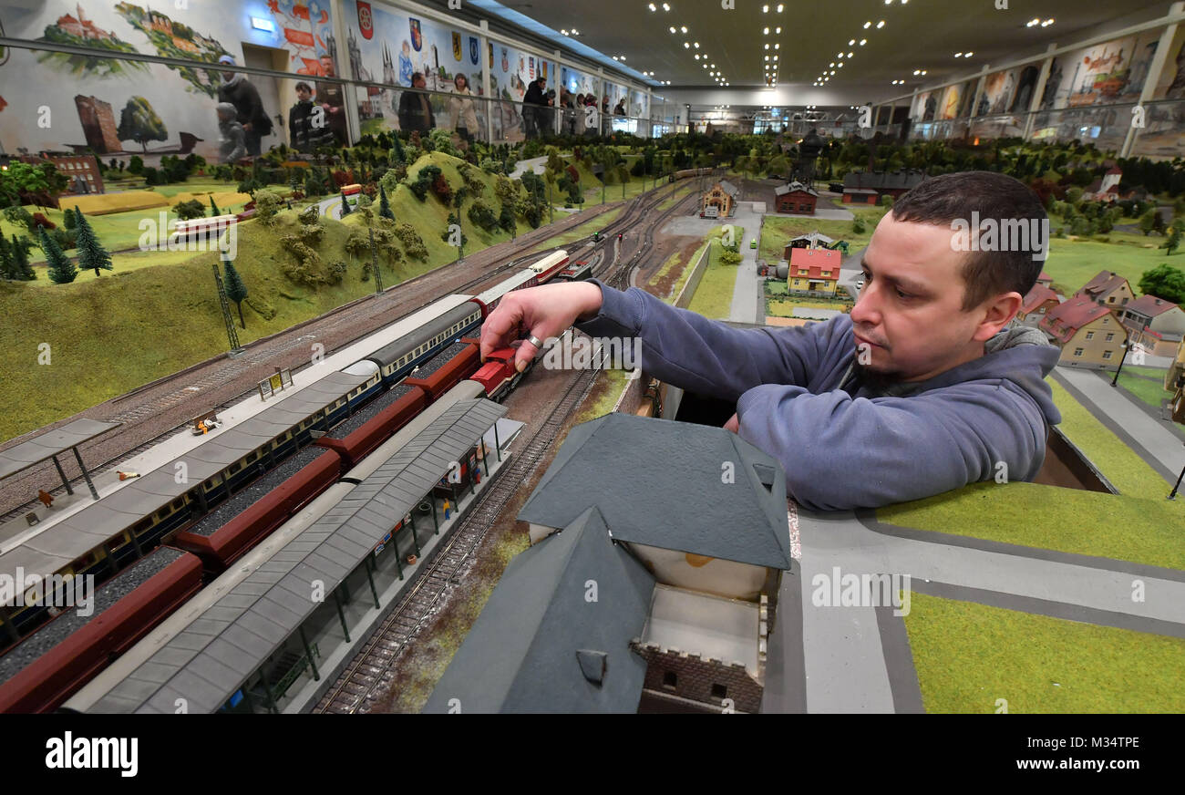 Railway installation hi-res stock photography and images - Alamy