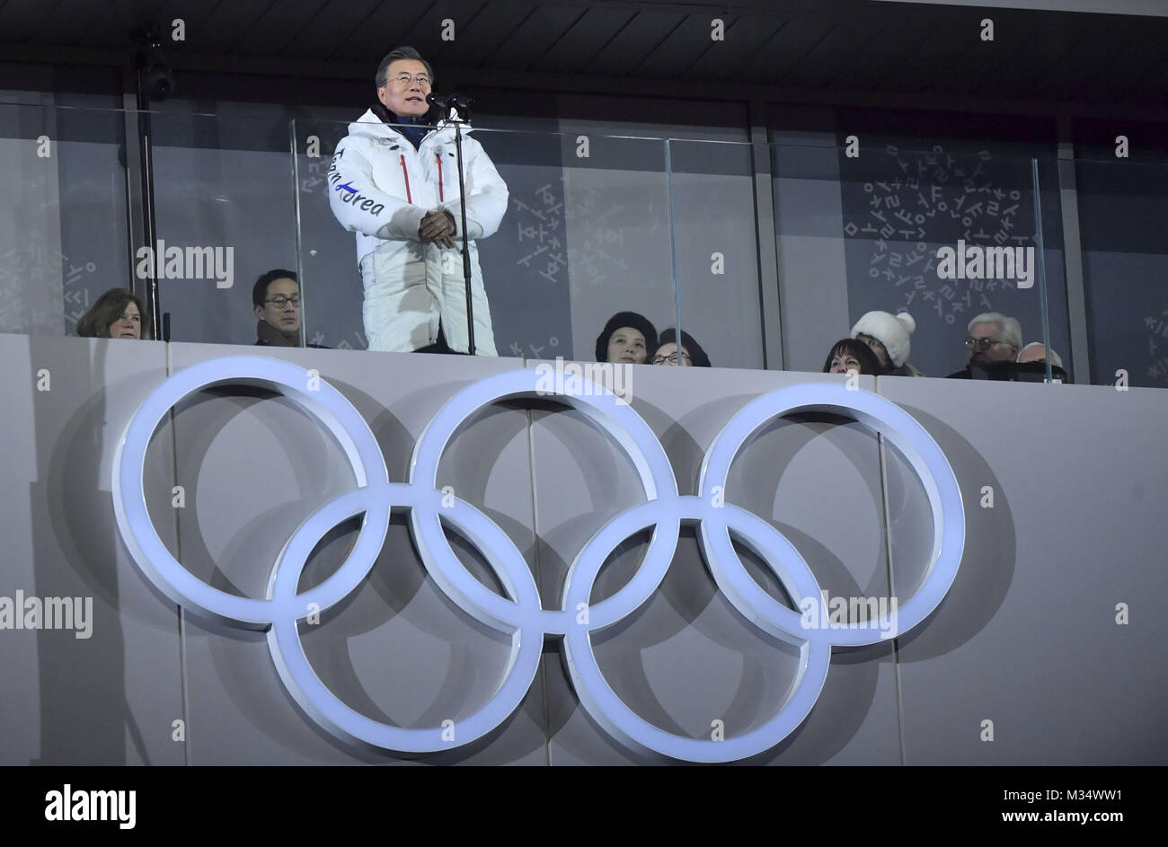 Pyeongchang, South Korea. 9th Feb, 2018. South Korean President Moon ...