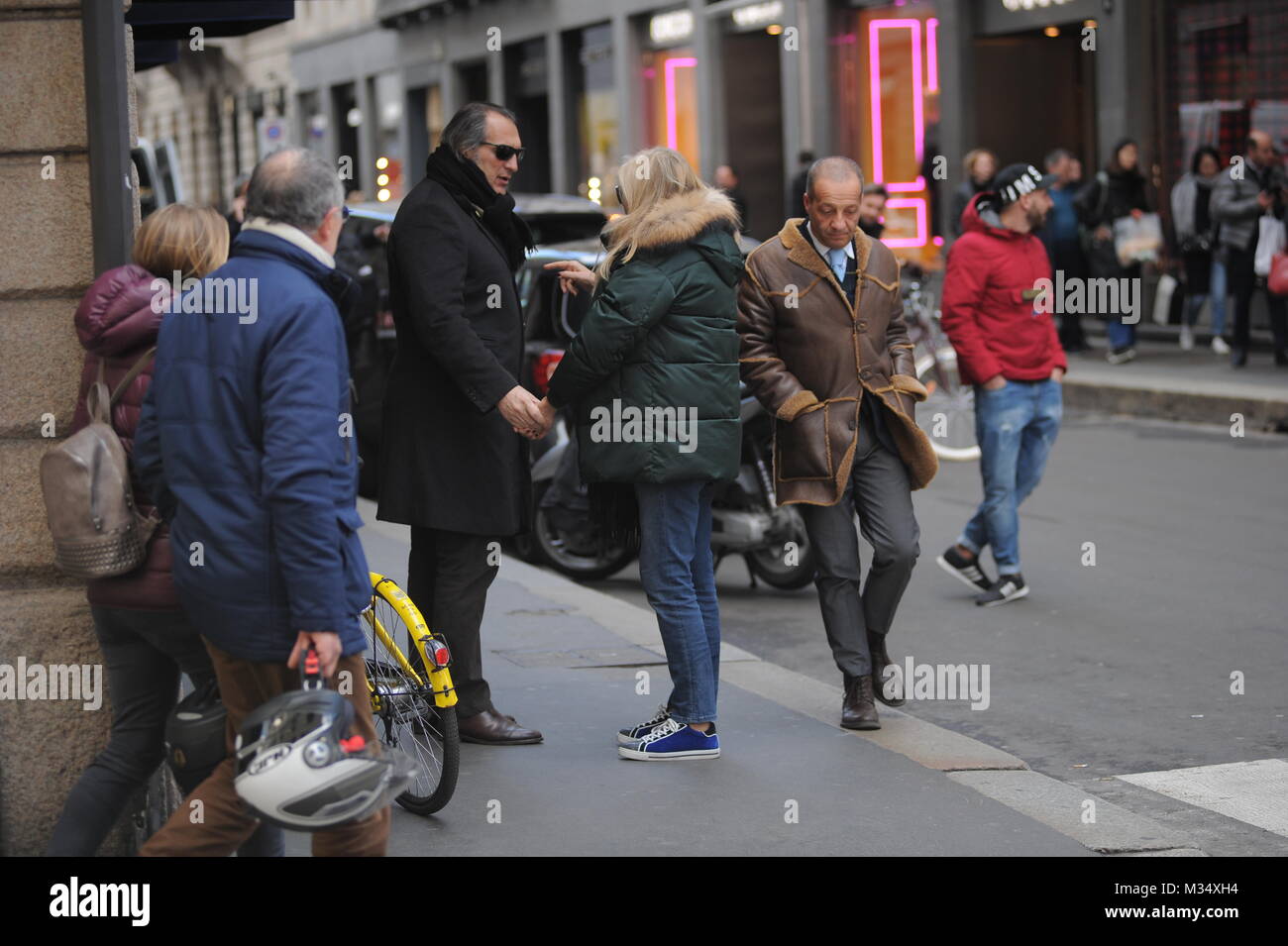 Milan, Mara Venier meets Silvio Sardi in the center Mara Venier ...