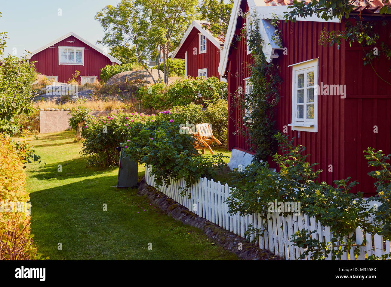 Typical timber homes, Stockholm archipelago, Sweden, Scandinavia Stock ...
