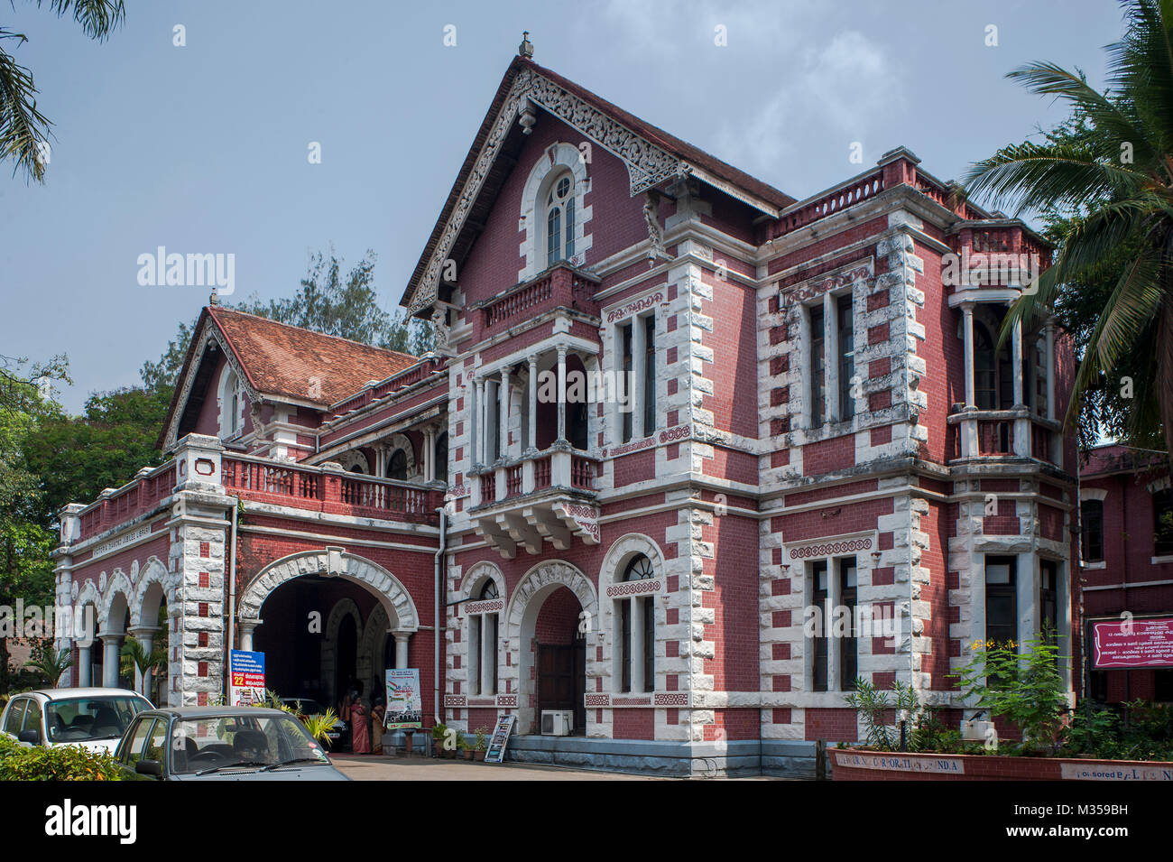 South indian women diamond hi-res stock photography and images - Alamy