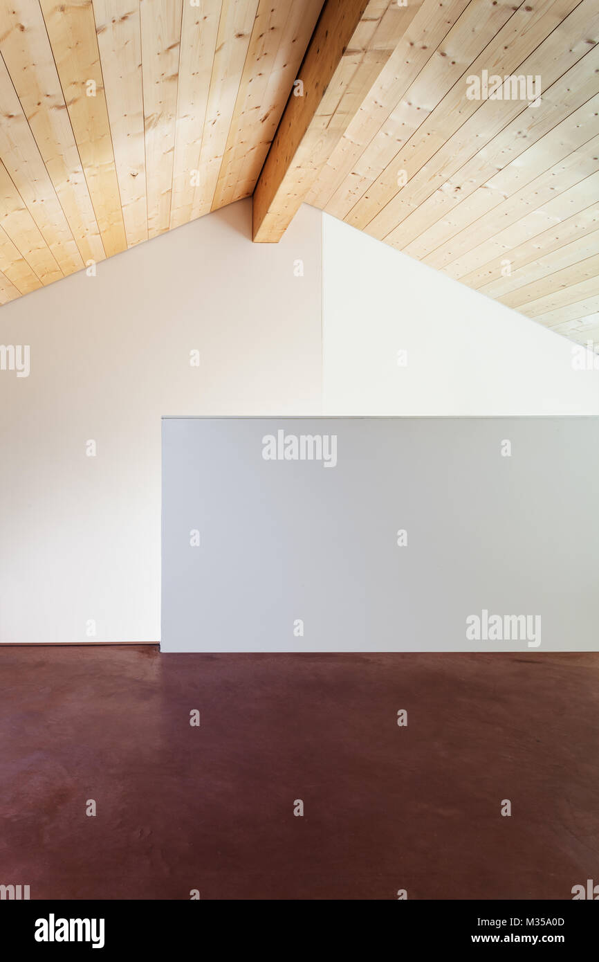 comfortable empty loft, interior, room view Stock Photo - Alamy