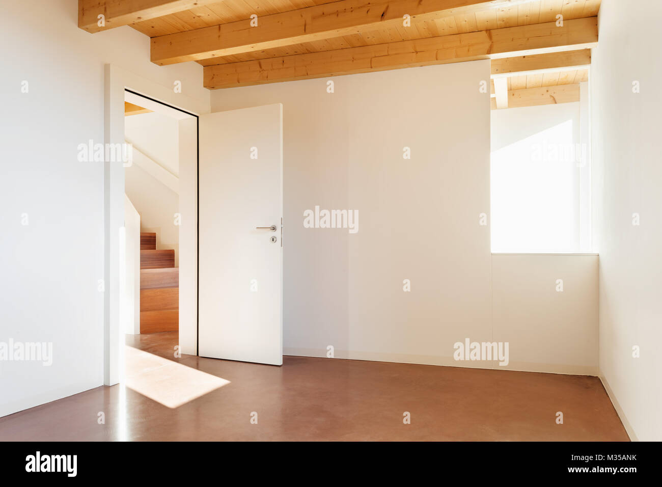 comfortable empty loft, interior, room view Stock Photo - Alamy