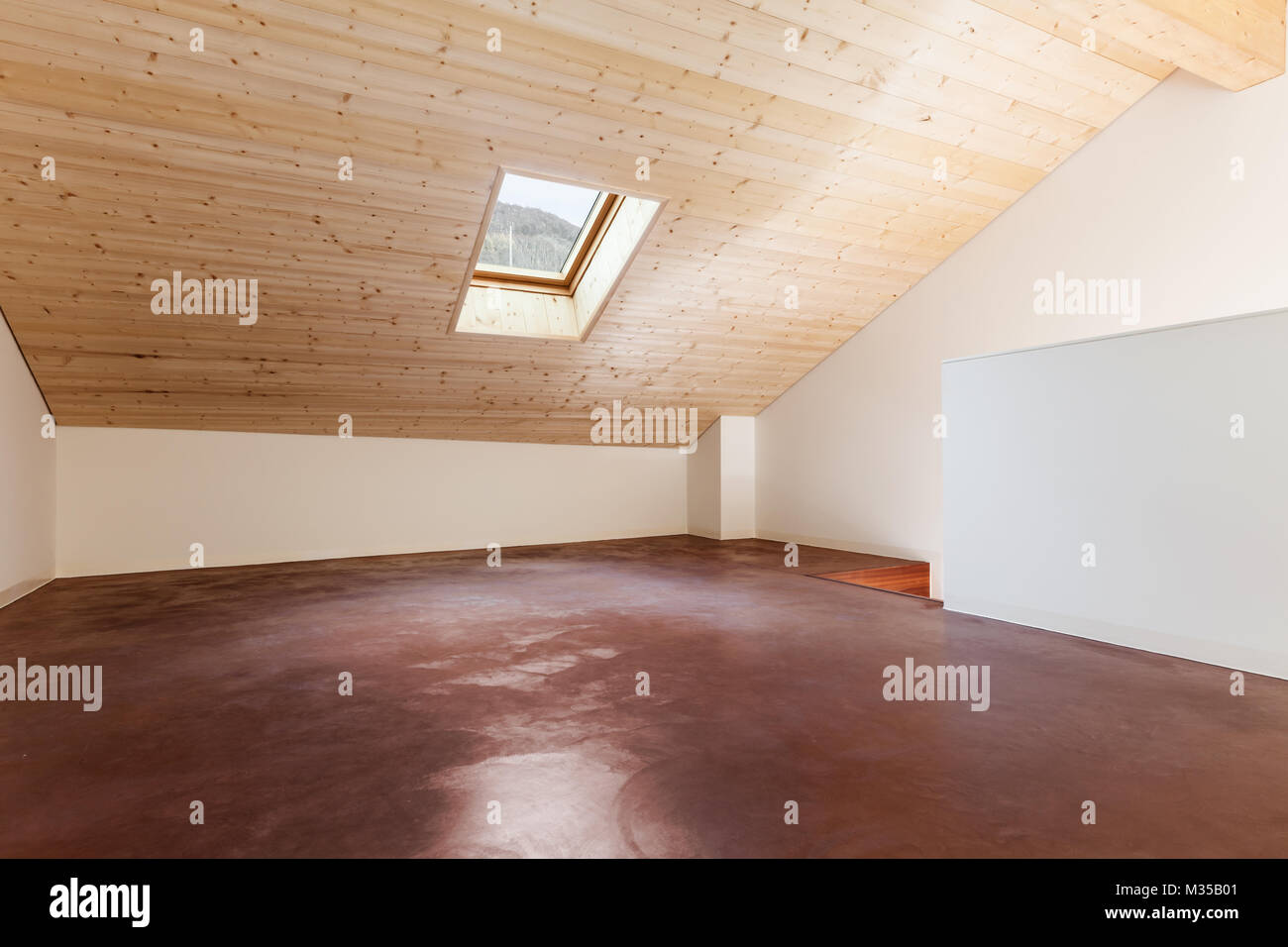 comfortable empty loft, interior, room view Stock Photo - Alamy