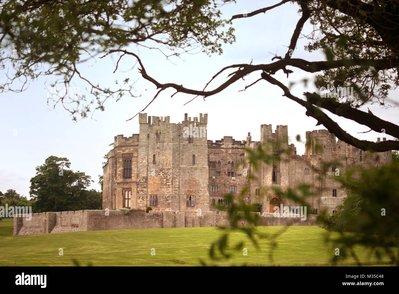 Raby castle hi-res stock photography and images - Alamy