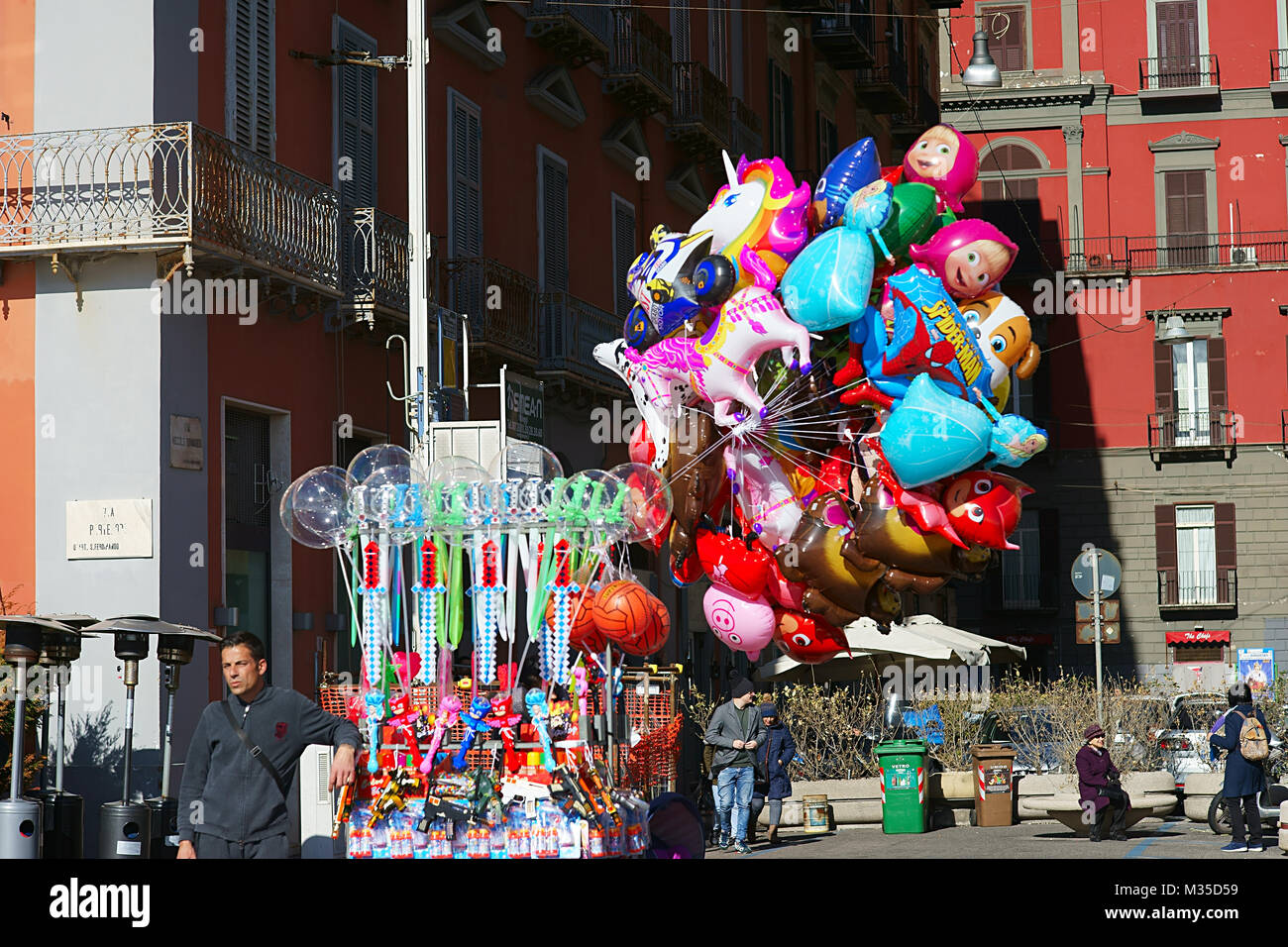 Via Caracciolo, naples, italy, ballon seller in the street Stock Photo ...