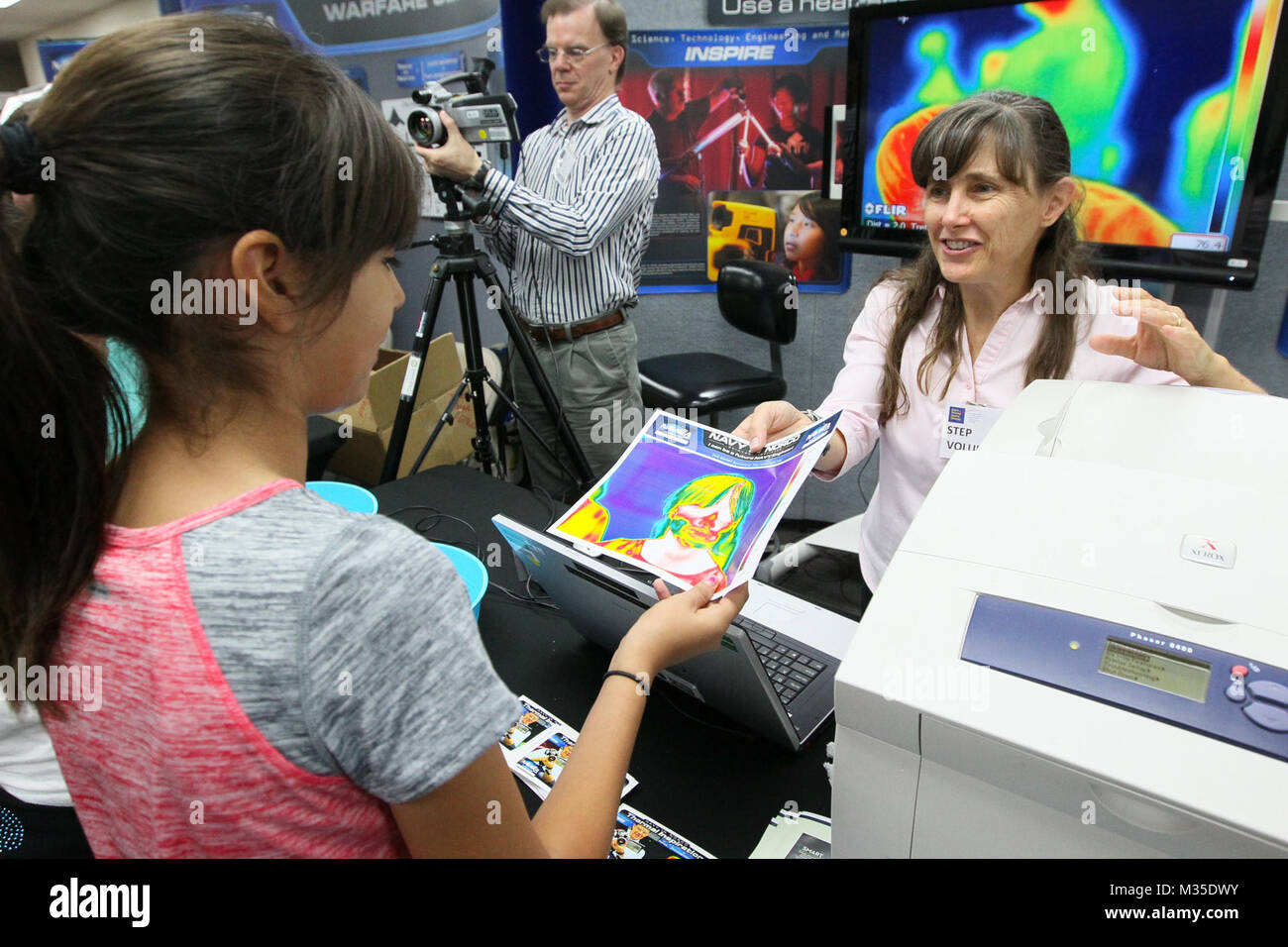 151006-N-HW977-558 RIVERSIDE, Calif. (Oct. 6, 2015) Ariana Bonilla, a ...