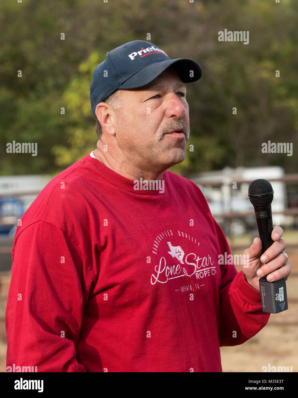 Gerry Sheppard, owner of Covey Creek ranch welcomes the volunteers and ...