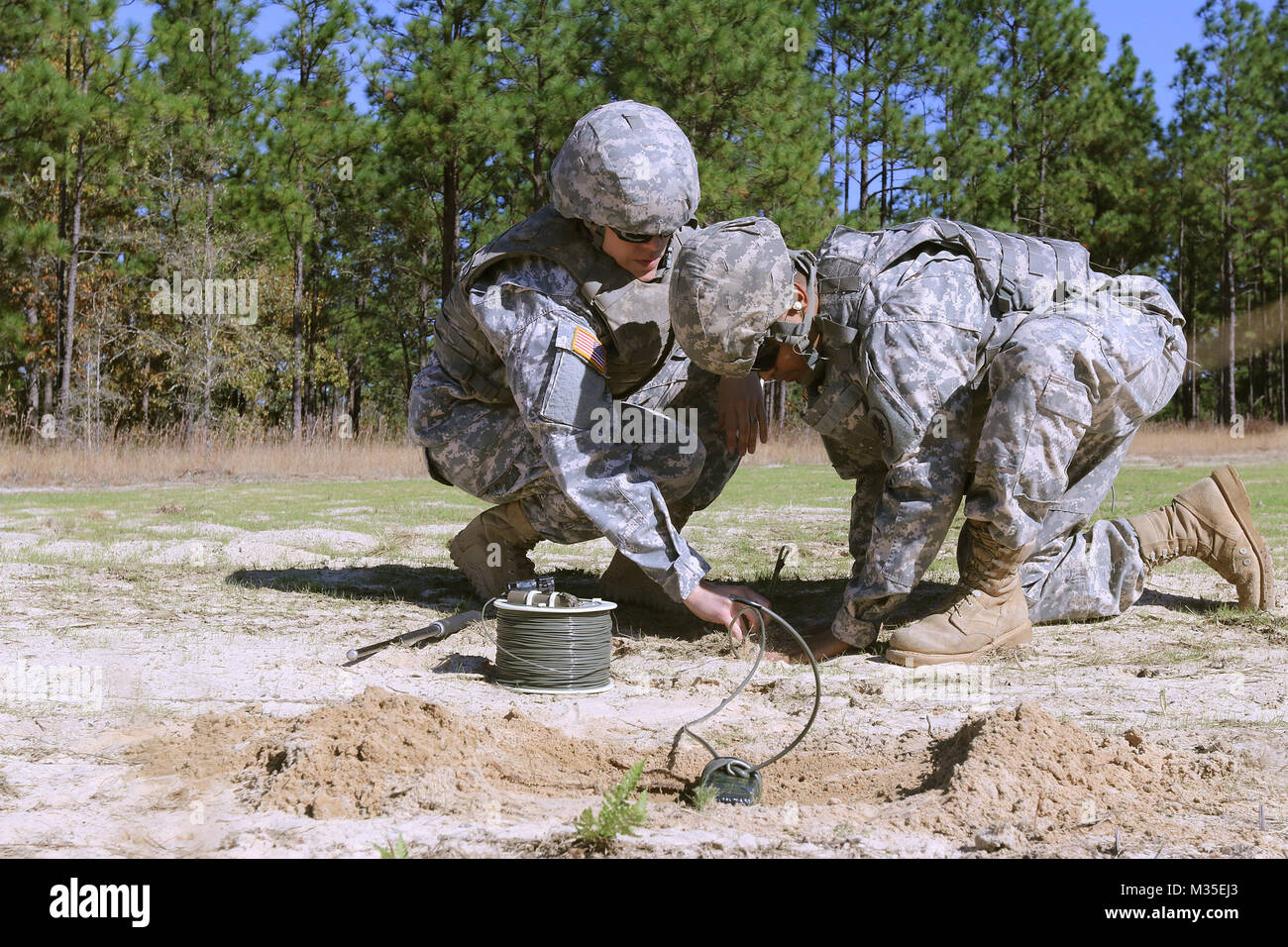 Explosives Training by Georgia National Guard Stock Photo - Alamy
