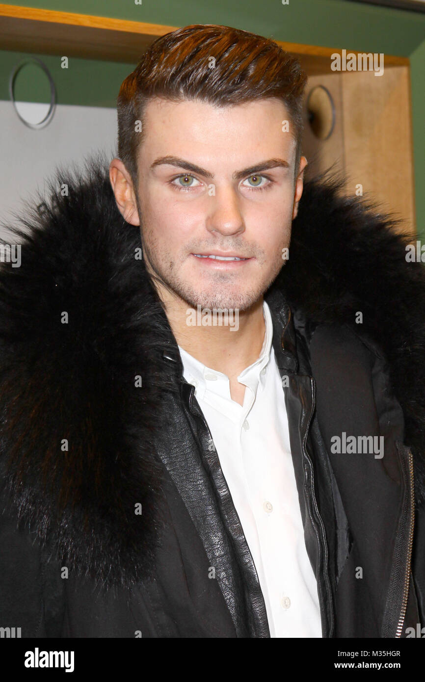 Paul duval hi-res stock photography and images - Alamy