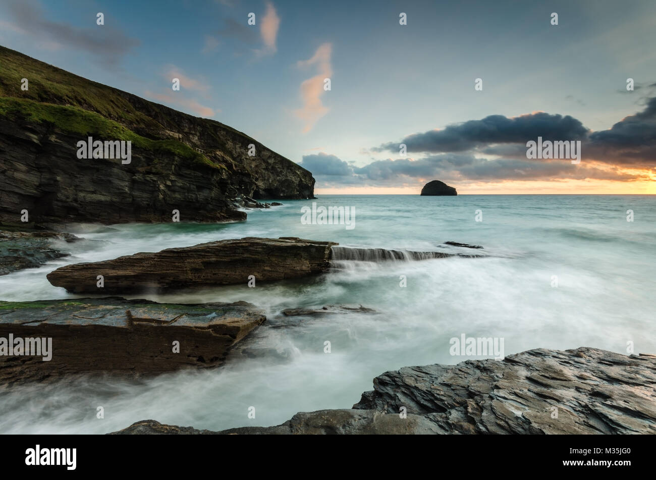 Pale landscape hi-res stock photography and images - Alamy