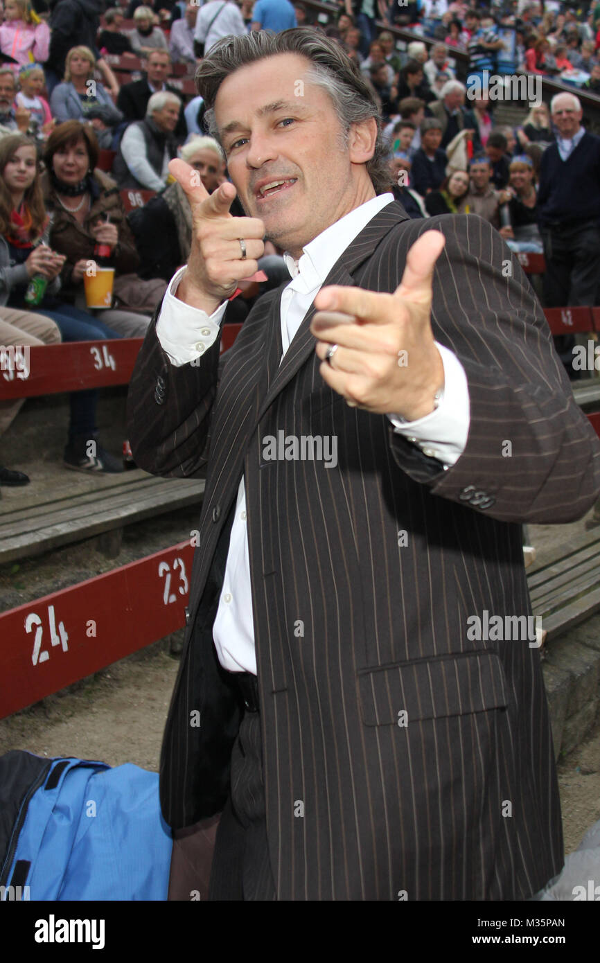 Timothy peach premiere hi-res stock photography and images - Alamy