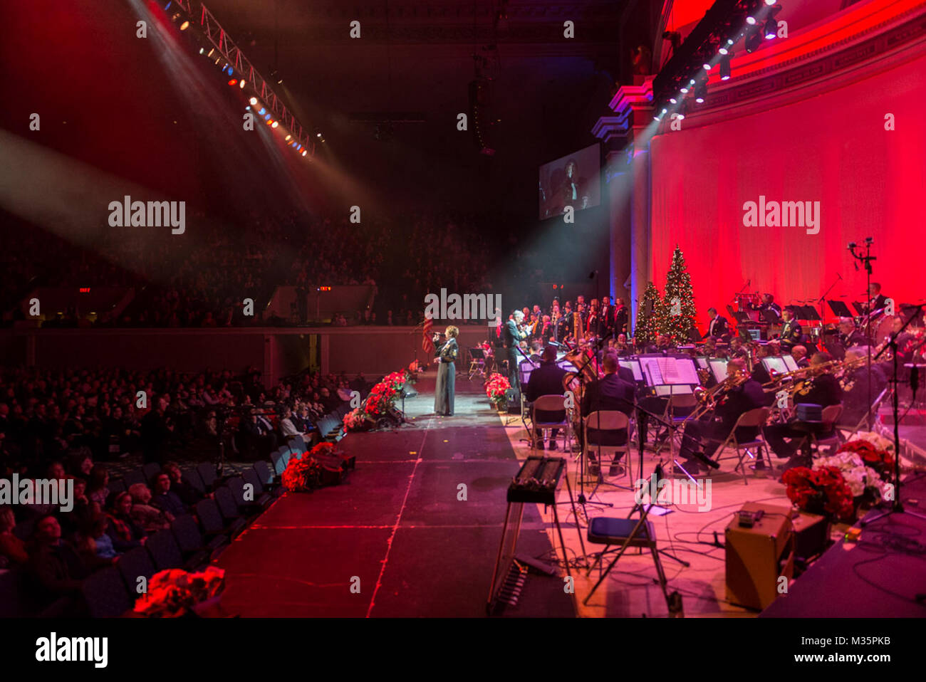 151220-N-DD694-042 WASHINGTON (Dec. 20, 2015) Chief Musician Shana ...