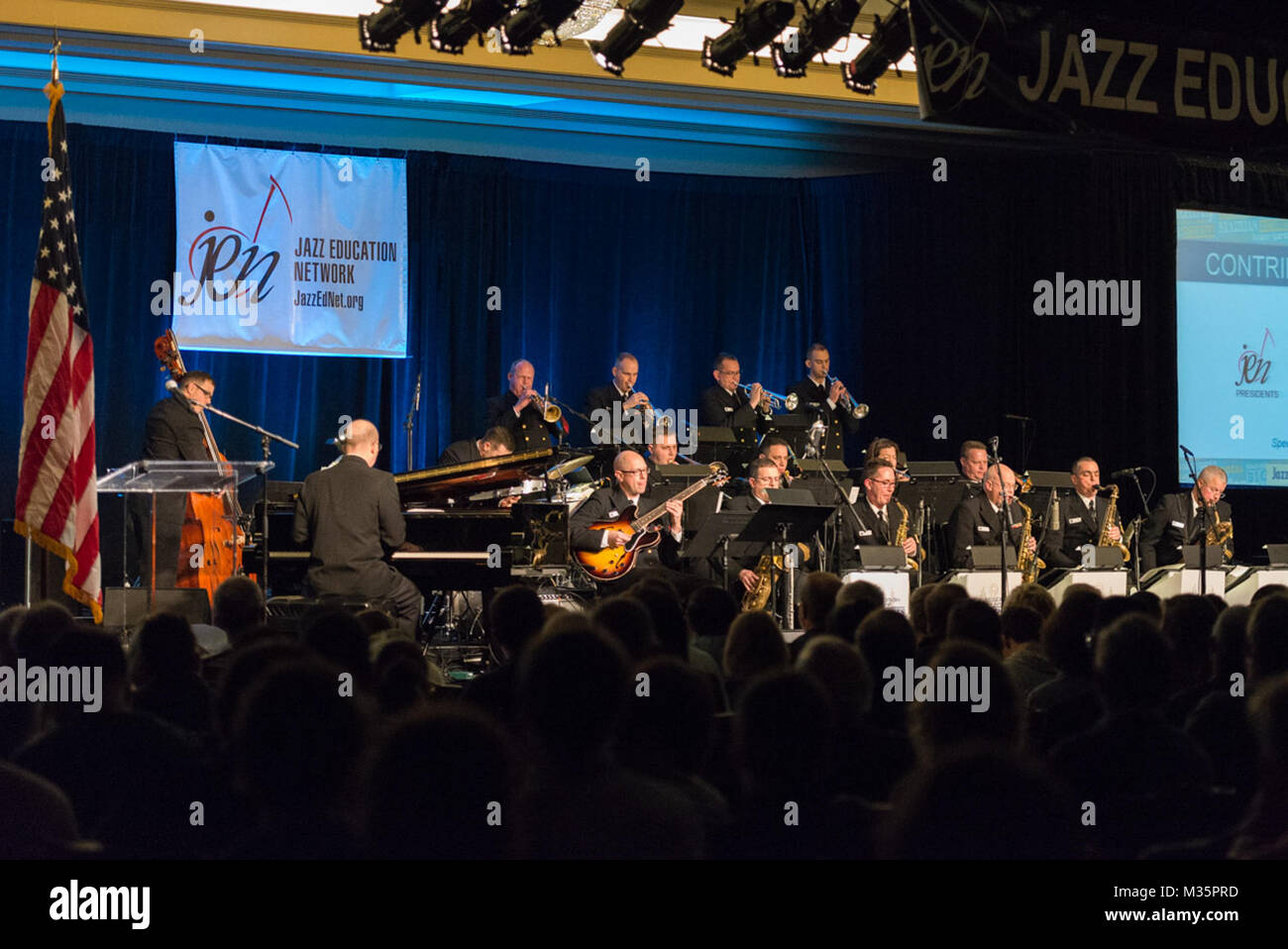 160108-N-NW255-001 Louisvile, Ky. (Jan. 8, 2016) The U.S. Navy Band ...
