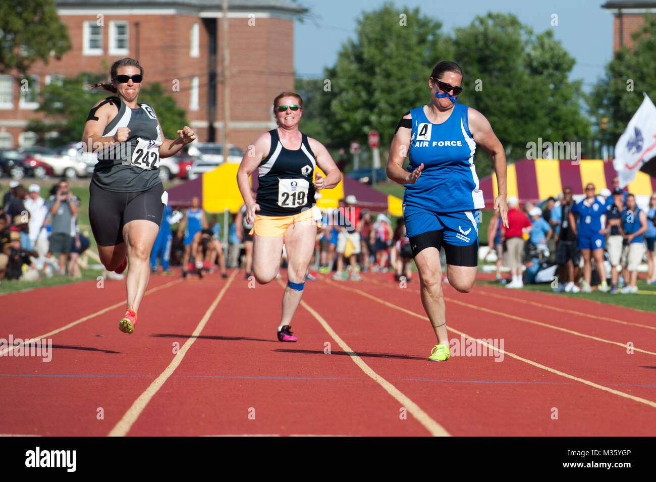 U.S. Air Force veteran Master Sgt. Kyle Burnett competes in the 100-YD ...